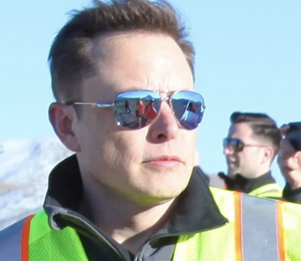 What Style of Sunglasses Does Elon Musk Wear? – Celebrity Sunglasses ...